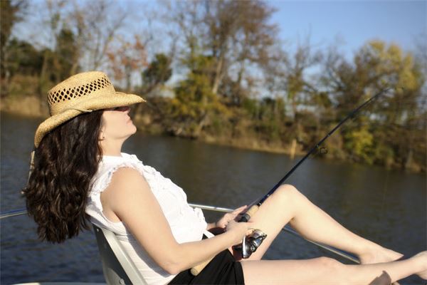 Married woman dreaming of catching a fish every cast — omen?