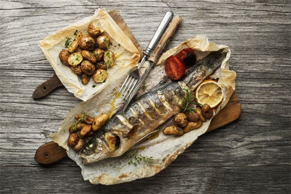 Pregnant woman dreams of eating fish — Omen? Daoist wisdom